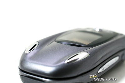 手機設計新美學！LG F3000滿足你駕馭的終極夢想- SOGI 手機王